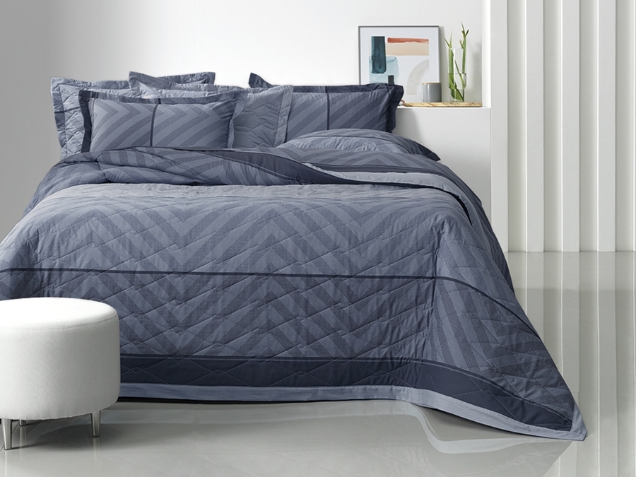 Colcha Matelassê Karsten Queen com 2 Porta Travesseiros - Percal 180 Fios